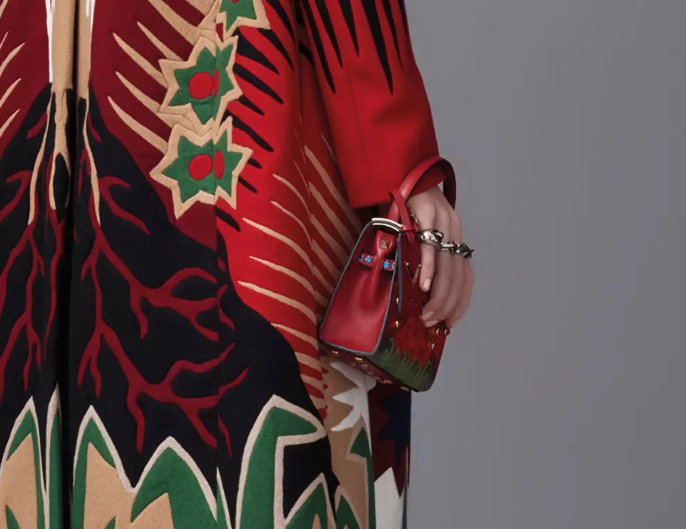 Valentino-Pre-Fall-2016-Bags-11