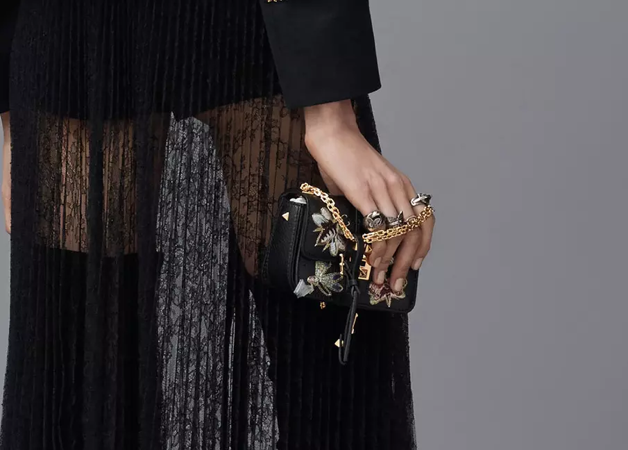 Valentino-Pre-Fall-2016-Bags-22