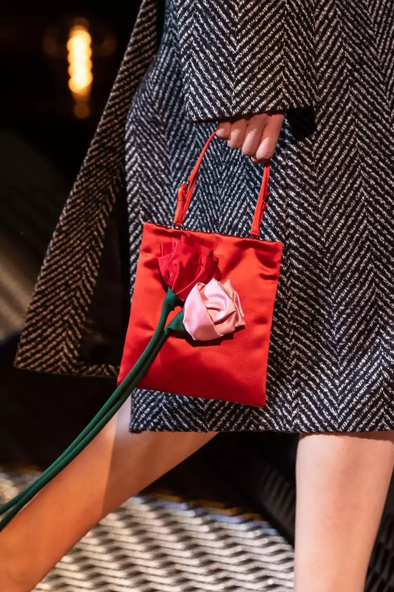 Prada Inombundira Mabatiro Epamusoro Nekudonha Kwayo 2019 Runway Bags 2098_11