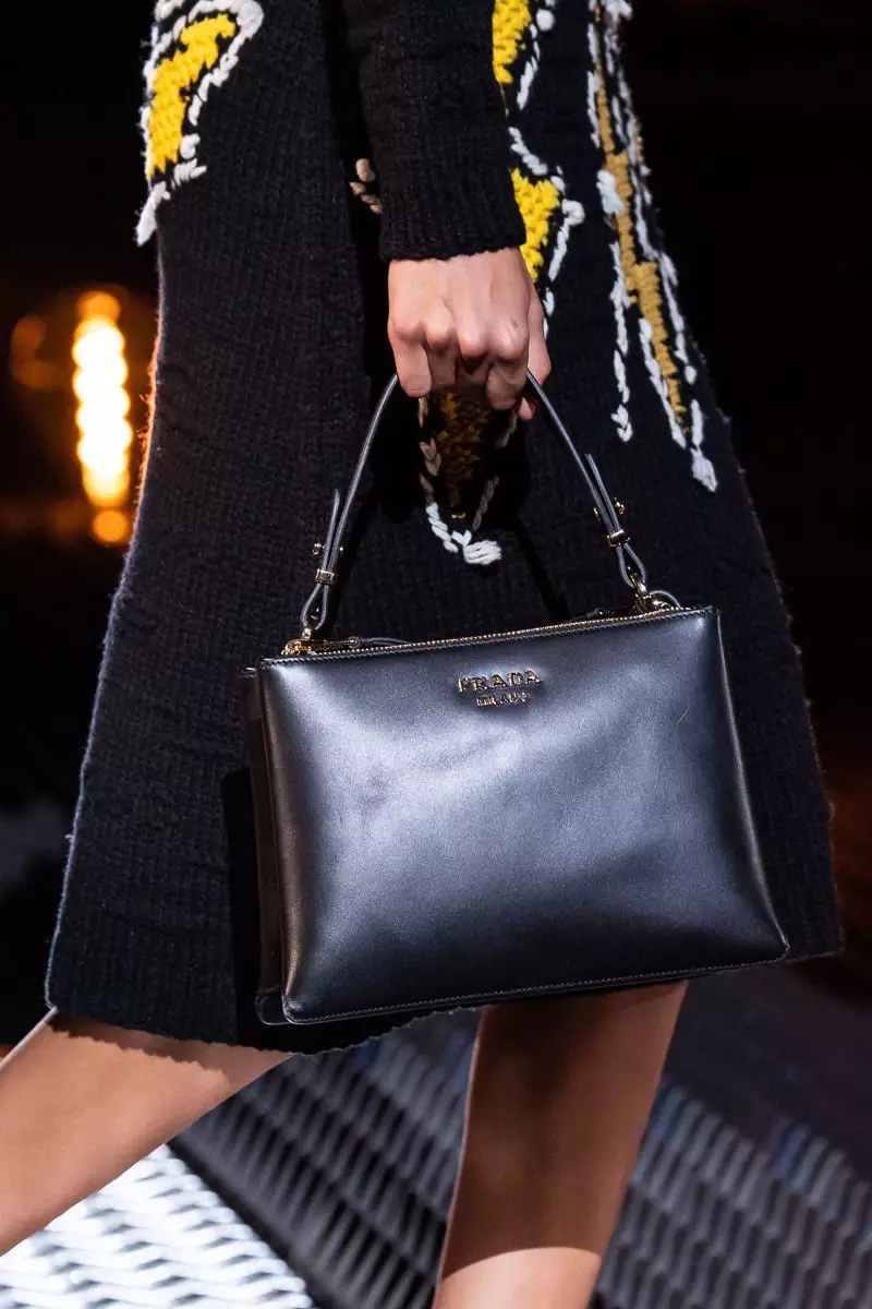 Prada Inombundira Mabatiro Epamusoro Nekudonha Kwayo 2019 Runway Bags 2098_20