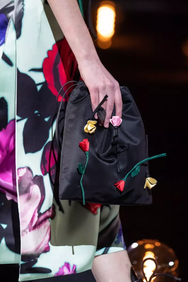 Prada Inombundira Mabatiro Epamusoro Nekudonha Kwayo 2019 Runway Bags 2098_30