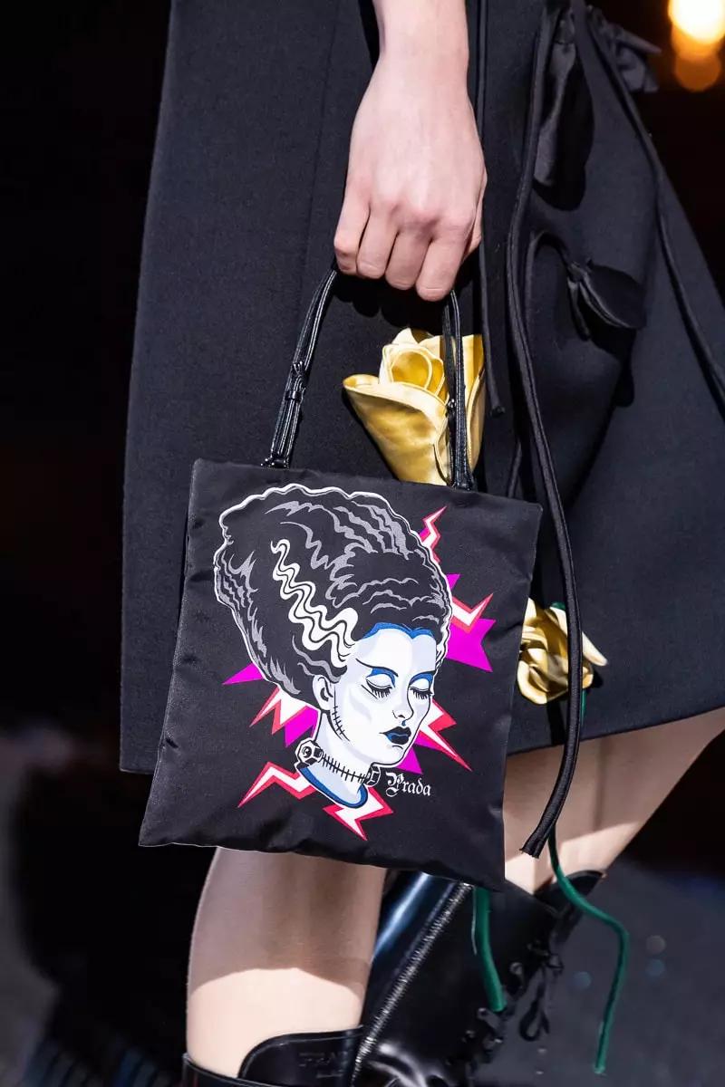 Prada Inombundira Mabatiro Epamusoro Nekudonha Kwayo 2019 Runway Bags 2098_34