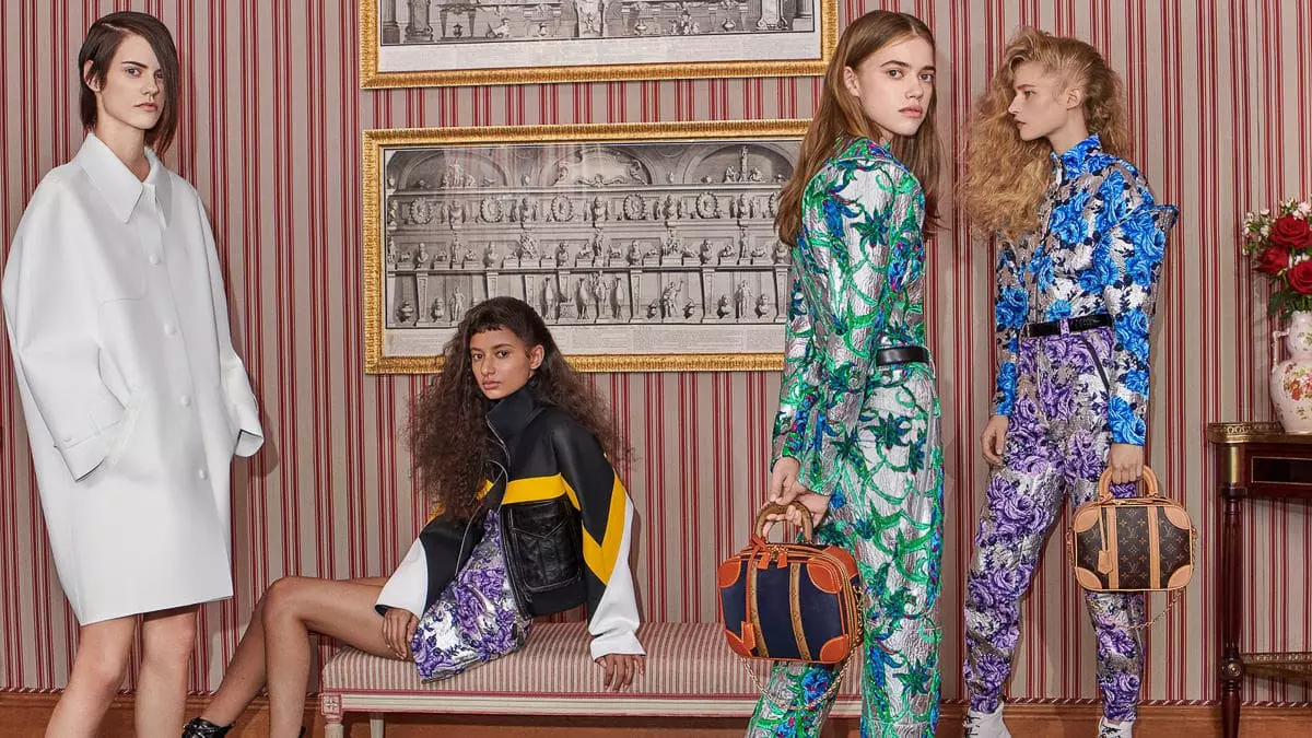 Fes un cop d'ull a les noves bosses de Louis Vuitton a la campanya publicitària de primavera de 2019 de la marca 2155_13