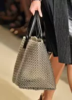 Kabelky na týždeň módy: Bottega Veneta jar 2012 21647_16