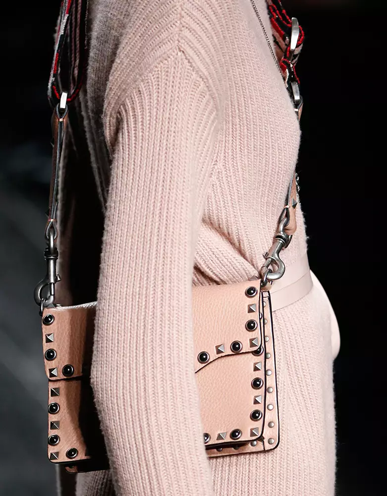 Valentino-Fall-2016-Bags-1