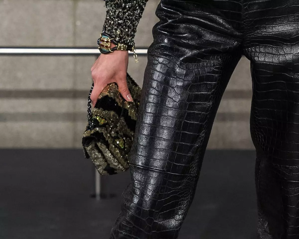 Chanel'in Métiers d'Art 2019 Çantalarına İlk Bakışınızı Pistten Direkt Olarak Alın 2243_12