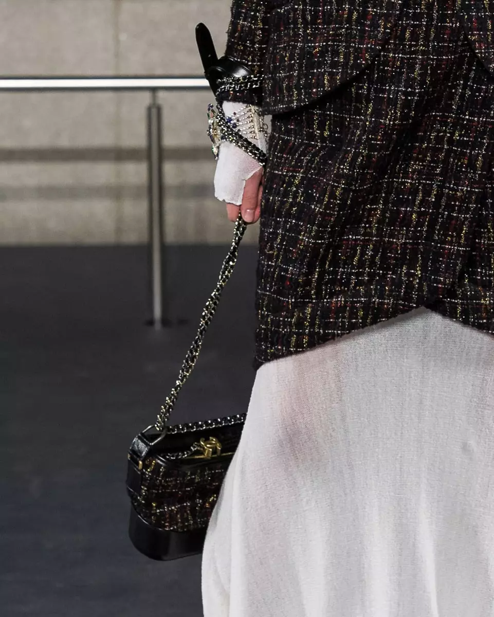 Skoðaðu Chanel's Métiers d'Art 2019 töskur beint af flugbrautinni 2243_9