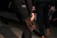 กระเป๋าแฟชั่นวีค: Louis Vuitton Men's Accessories Fall 2011 22588_7