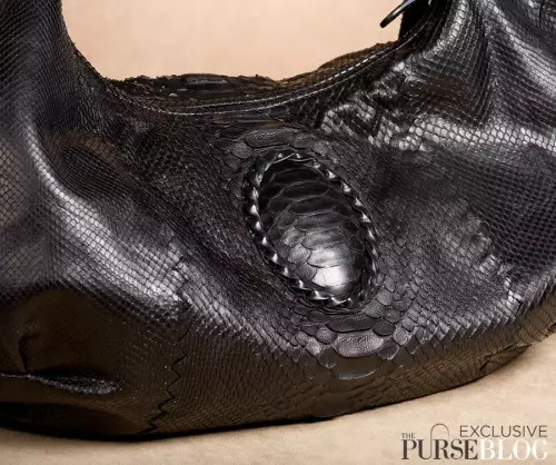 Bottega Veneta Python Belly Veneta - Detalhe Oval Centrado