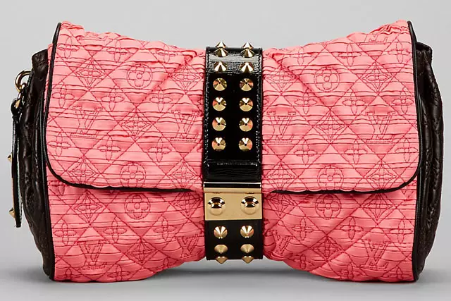 Луис Vuitton Pink Bunny Monogram Coquette Clutch