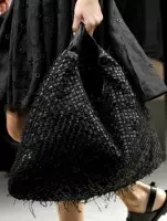 Torbice Tedna mode: Bottega Veneta pomlad 2011 23984_27