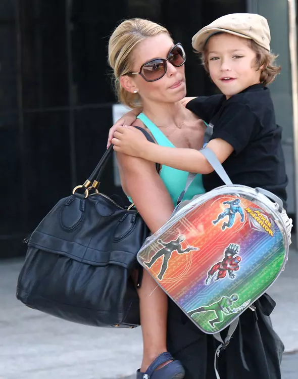 Cele mai multe genți ale lui Kelly Ripa (4)