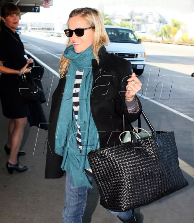 De mange poser af Reese Witherspoon 24565_31