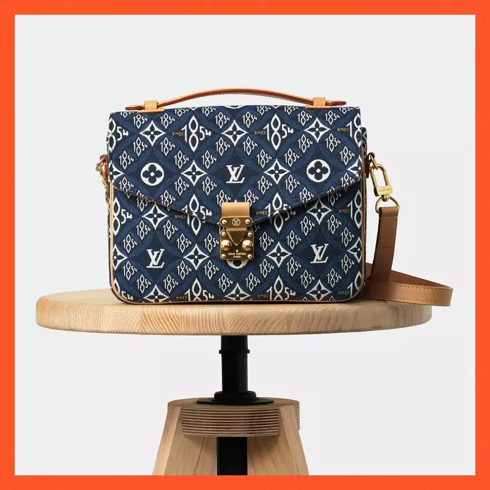 Louis Vuitton tilføjer blå jacquard til sin samling siden 1854 24899_4