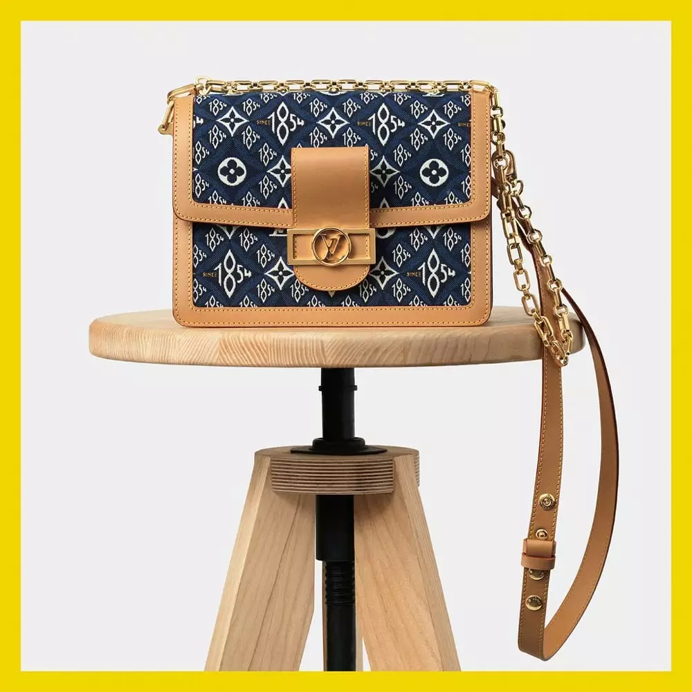 Louis Vuitton 1854 සිට එහි එකතුවට Blue Jacquard එකතු කරයි 24899_5