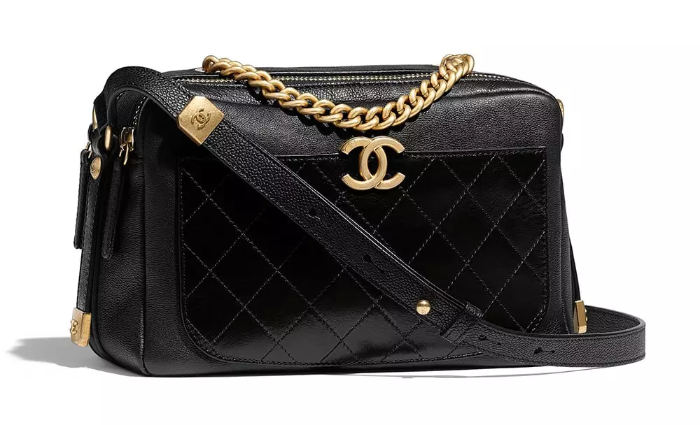 Chanel-ի 75+ պայուսակ 2018-ի աշնանային նախնական հավաքածուից երկու շաբաթ շուտ իջել են, և մենք ունենք նկարներ + գներ 2503_16