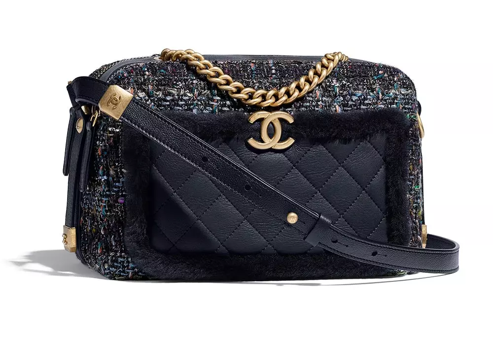 Chanel-ի 75+ պայուսակ 2018-ի աշնանային նախնական հավաքածուից երկու շաբաթ շուտ իջել են, և մենք ունենք նկարներ + գներ 2503_20