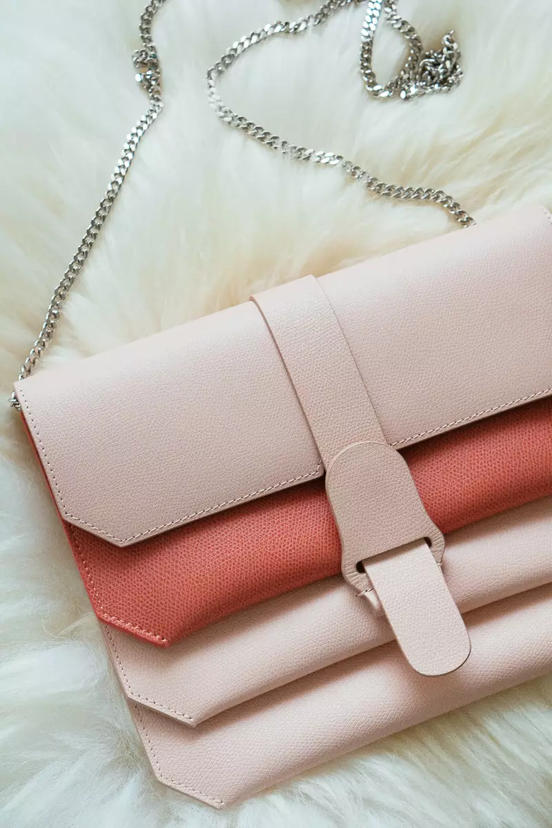 A Senreve Crossbody táska közelebbről, új modellfotókkal frissítve 2627_3