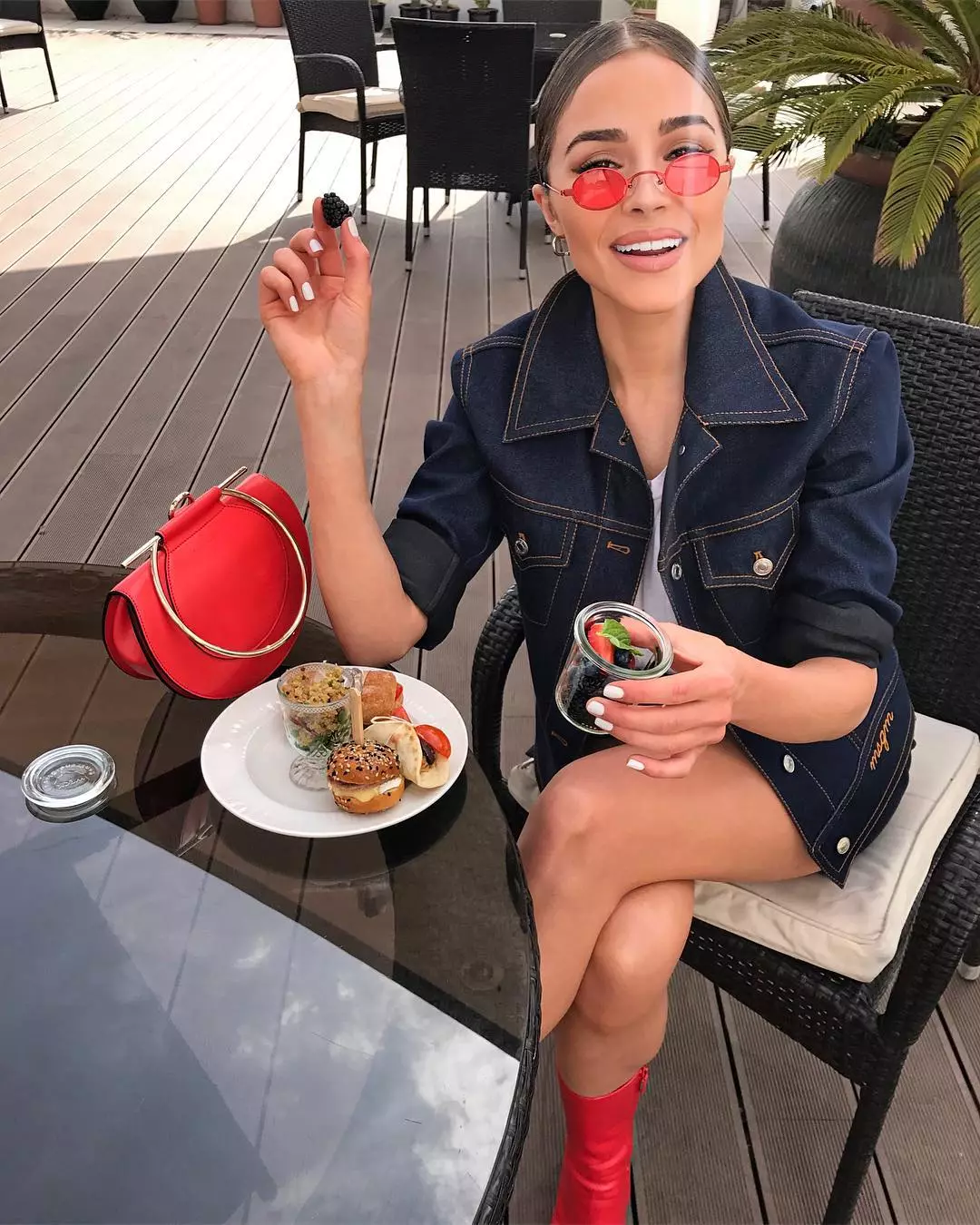 Las muchas bolsas de Olivia Culpo como se ven en Instagram: segunda parte 2661_13