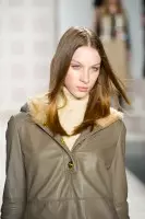 Мерседес-Бенц мода атналыгы Нью-Йорк: Тори Берч F / W 2011 27565_45