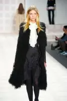 Mercedes-Benz Fashion Week New York: Tory Burch F/W 2011 27565_57