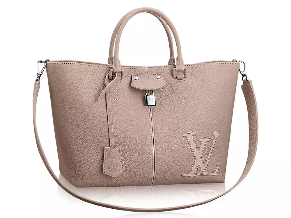 Жаңа Louis Vuitton Pernelle сөмкесі үлкен сөмке әуесқойлары мен жиі саяхатшылар үшін тамаша 27725_3