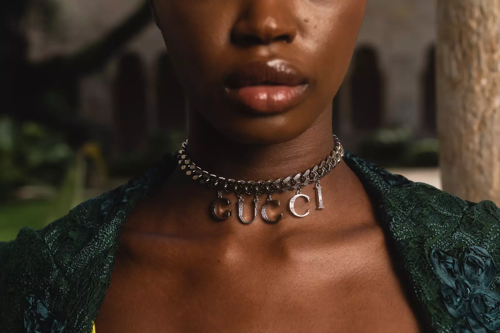 Gucci Choker Gucci forgatókönyvvel