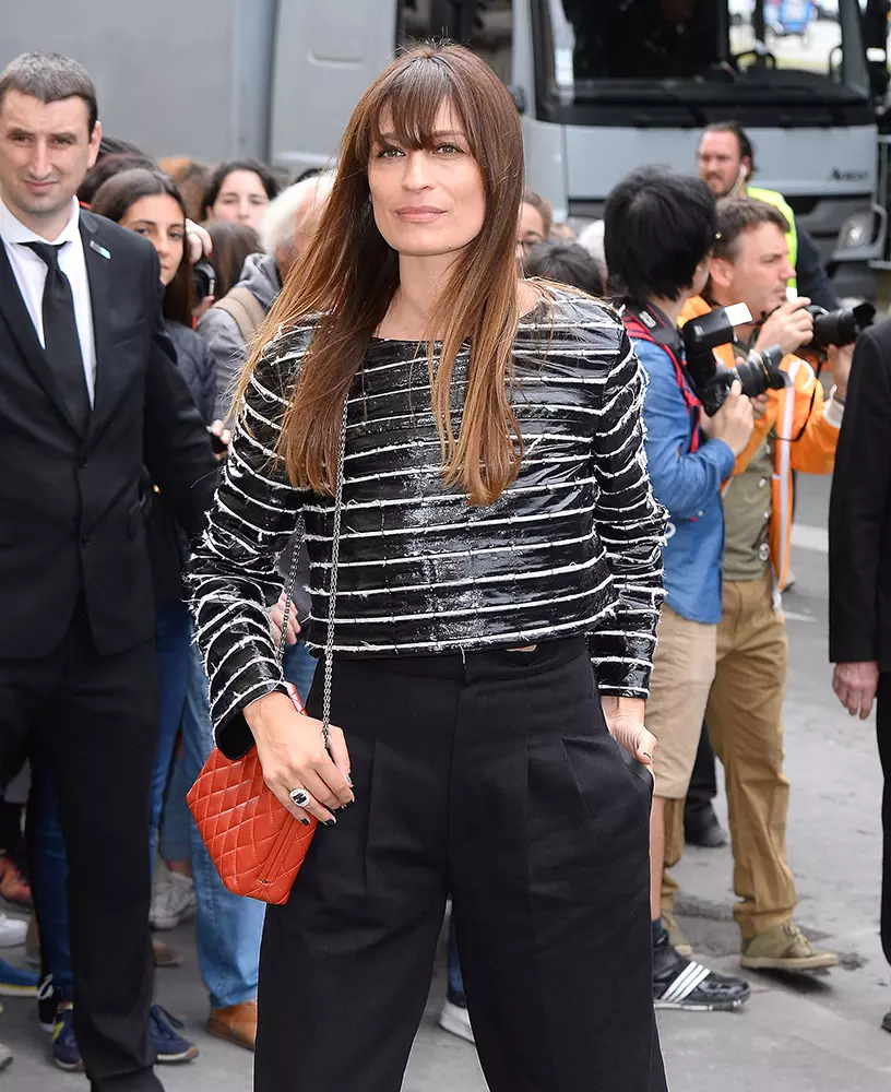 Caroline-de-Maigret-Chanel-Frame-Shoulder-Bag