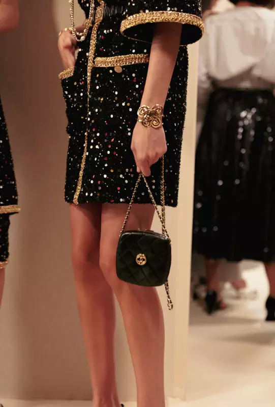 Primer vistazo: bolsos de primavera 2022 de Chanel 279_7