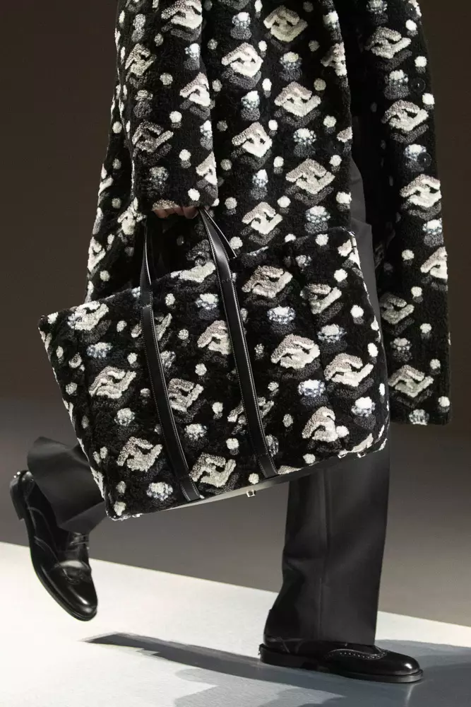 The Bags of Fendi Men's Fall/Winter 2022/23 29_30