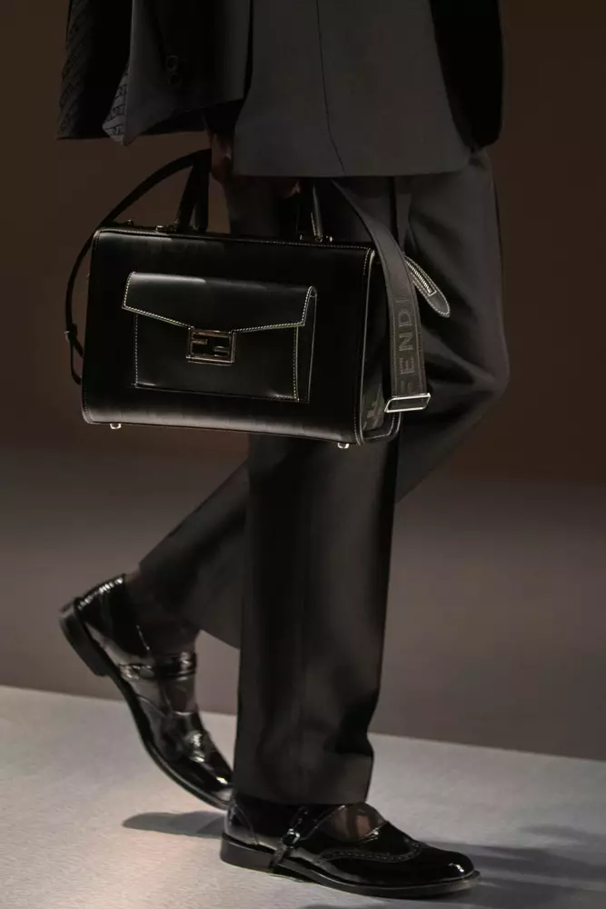 The Bags of Fendi Men's Fall/Winter 2022/23 29_36