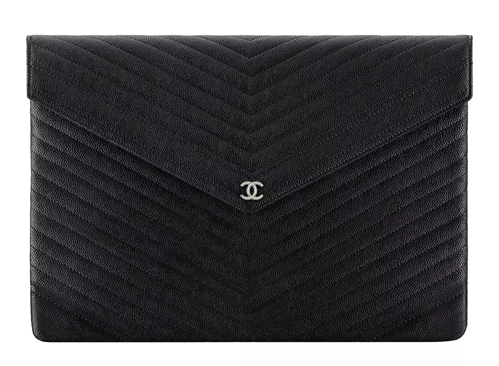 Chanel's Fall 2017 Wallets, WOCs and Accessories is Here, ma o loʻo ia i matou ata uma + tau. 3068_32