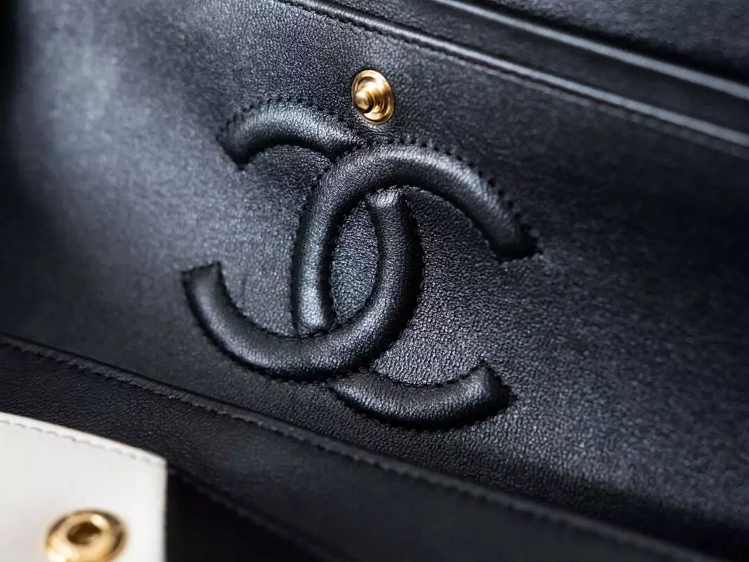 Raons per a l'augment del preu de Chanel