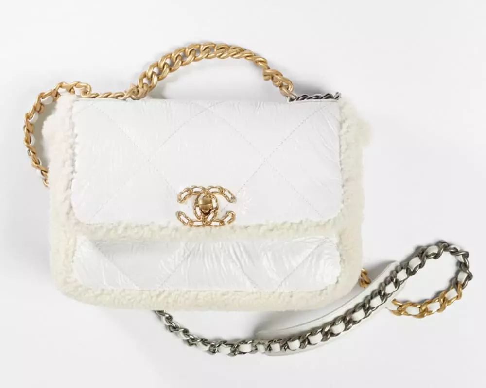 Bolso con solapa Chanel 19