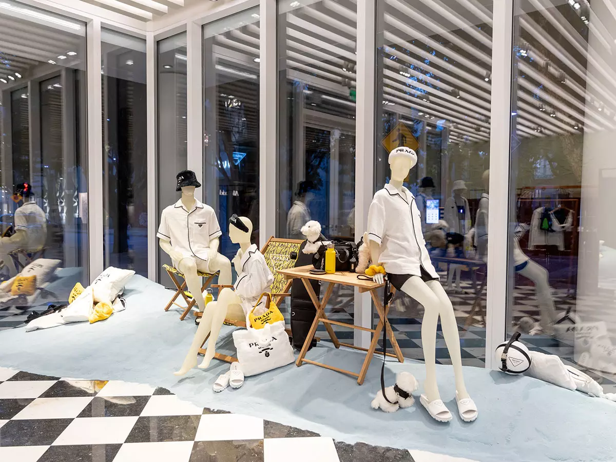 Prada Outdoors Miami Design District Mağazasında Tanıtıldı