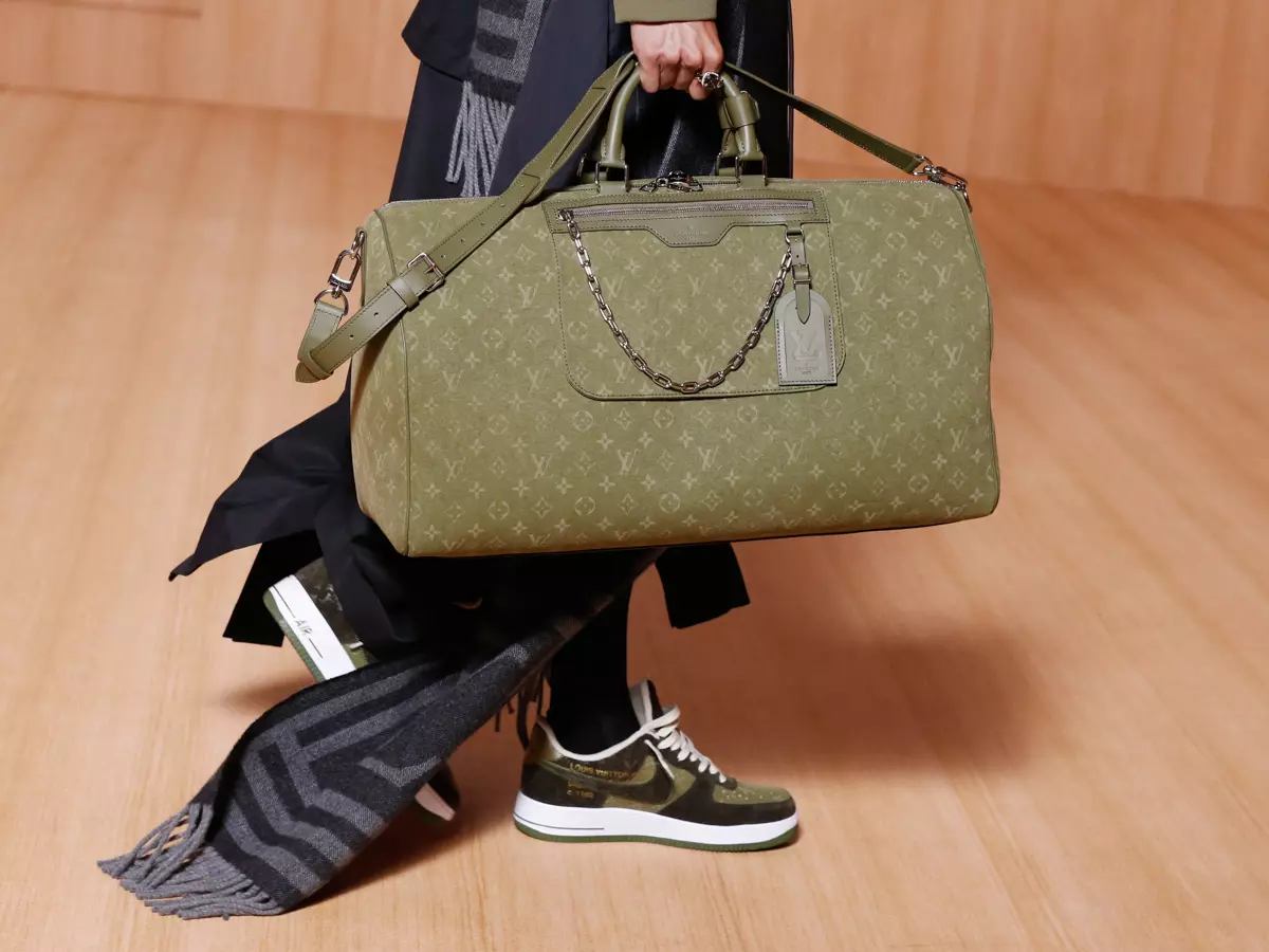 Yeni Louis Vuitton Kişi Çantalarına İlk Baxışınız