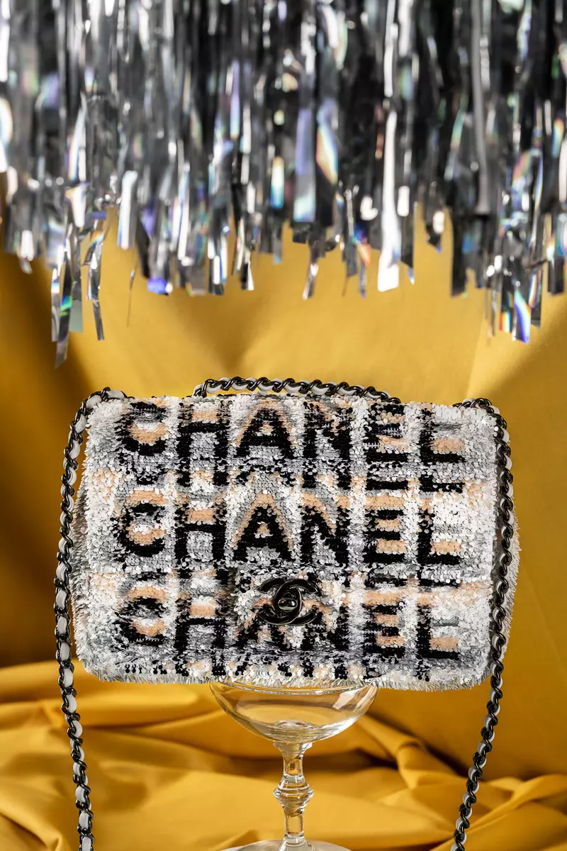 2021 жылдың көктем/жазындағы Chanel иконикалық сөмкелері 591_8