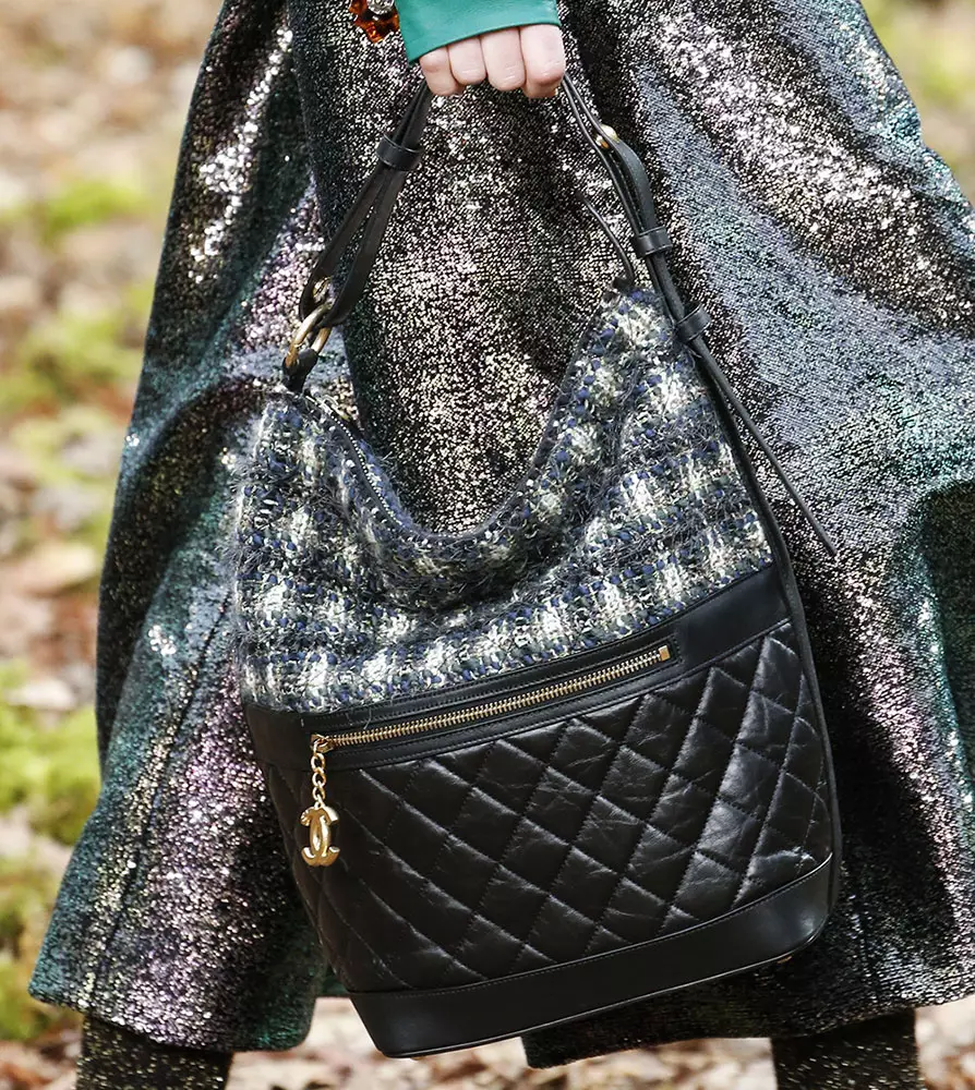 Chanel's Fall 2018 коллекциясе урманга алып бара һәм яңа сумка стиленә зур басым ясый 6145_22