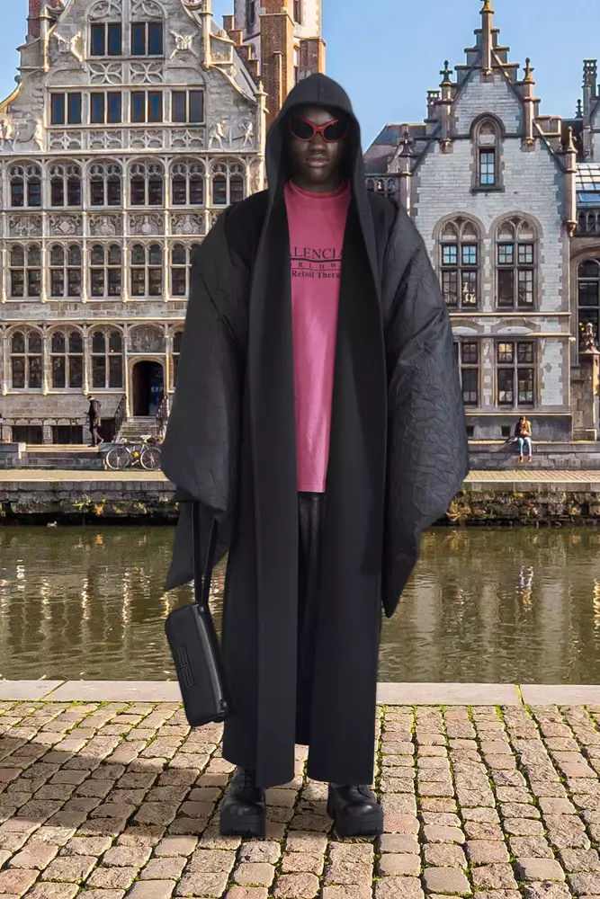 Dinala Kami ng Balenciaga sa Isang World Tour Gamit ang Pre-Fall 2021 Lookbook nito 616_18