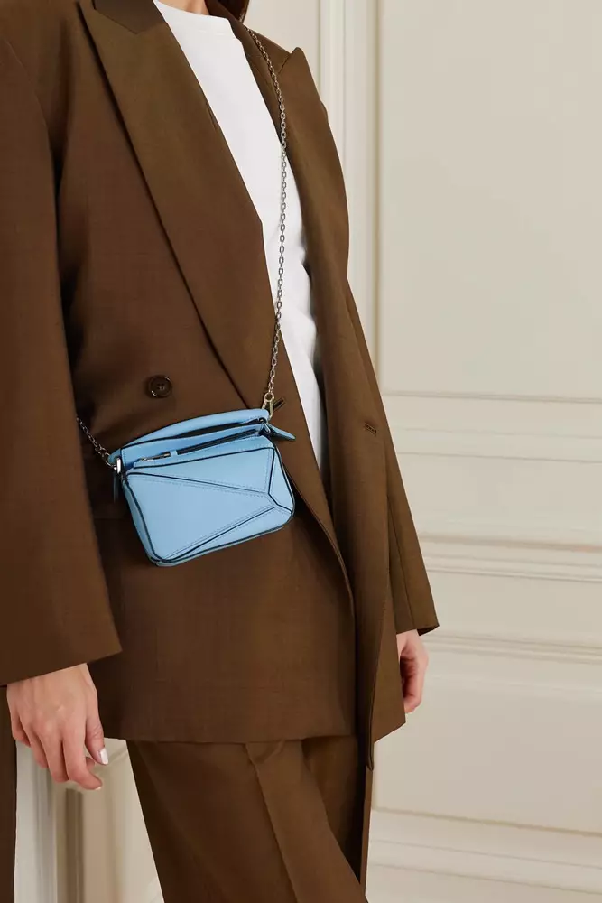 Loewe reduce a súa clásica bolsa de puzzle para a primavera 650_2