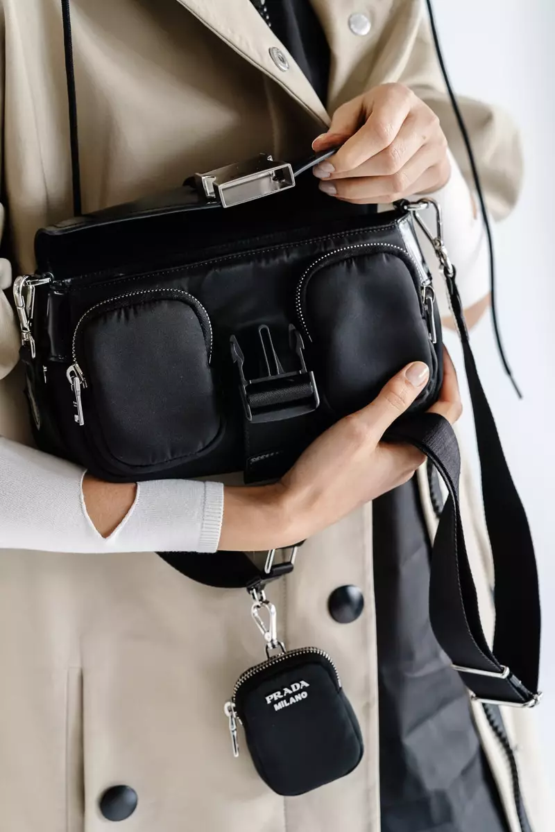 De Prada Pocket Bag combineert creativiteit en functionaliteit 684_6