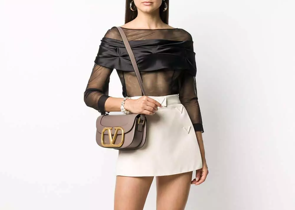 Love It or Leave It: De Valentino Supervee Bag