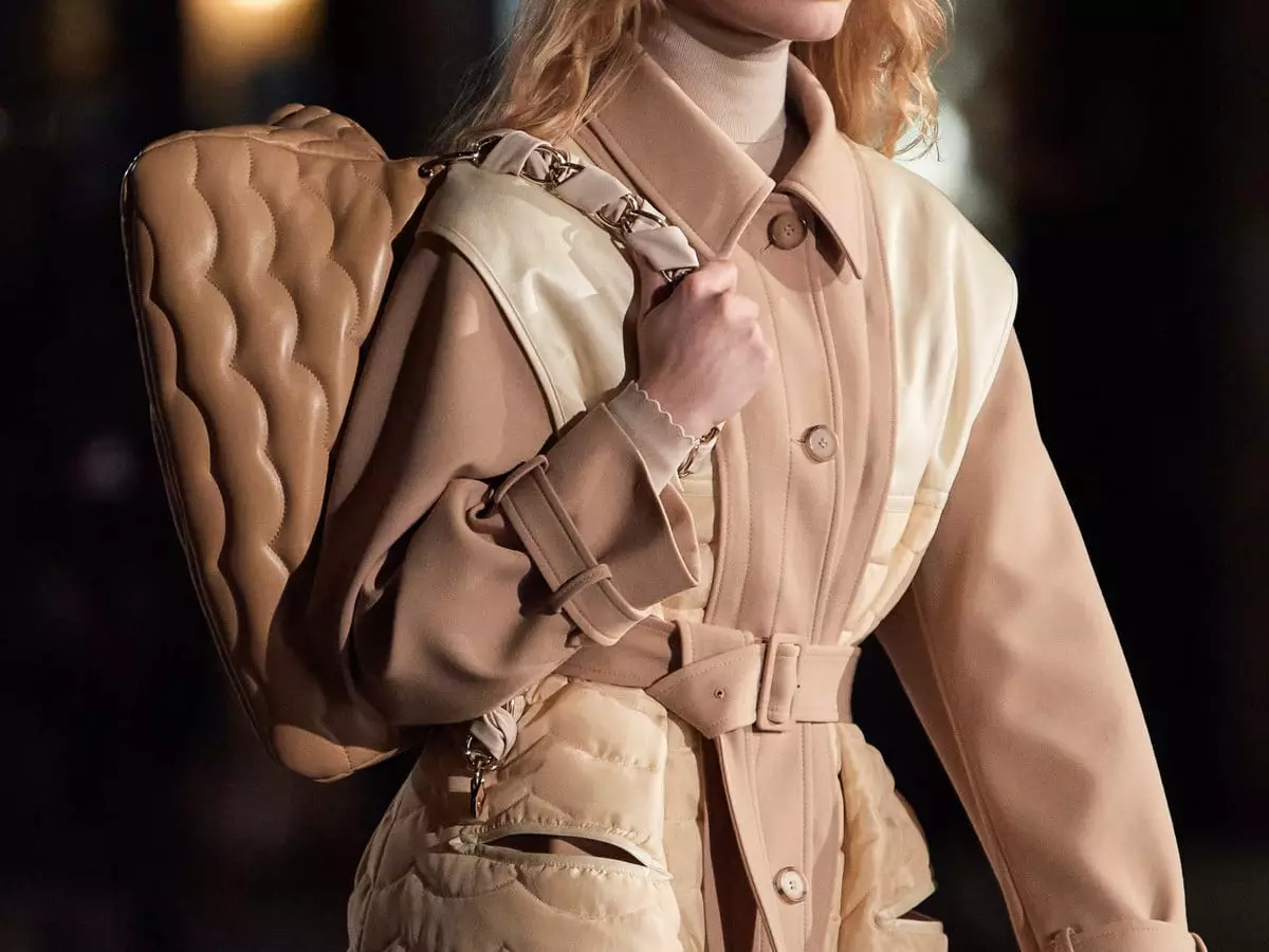 Gabriela Hearst Ta Yi Farkon Taro Ta Farko a Nunin Chloé's Fall 2021