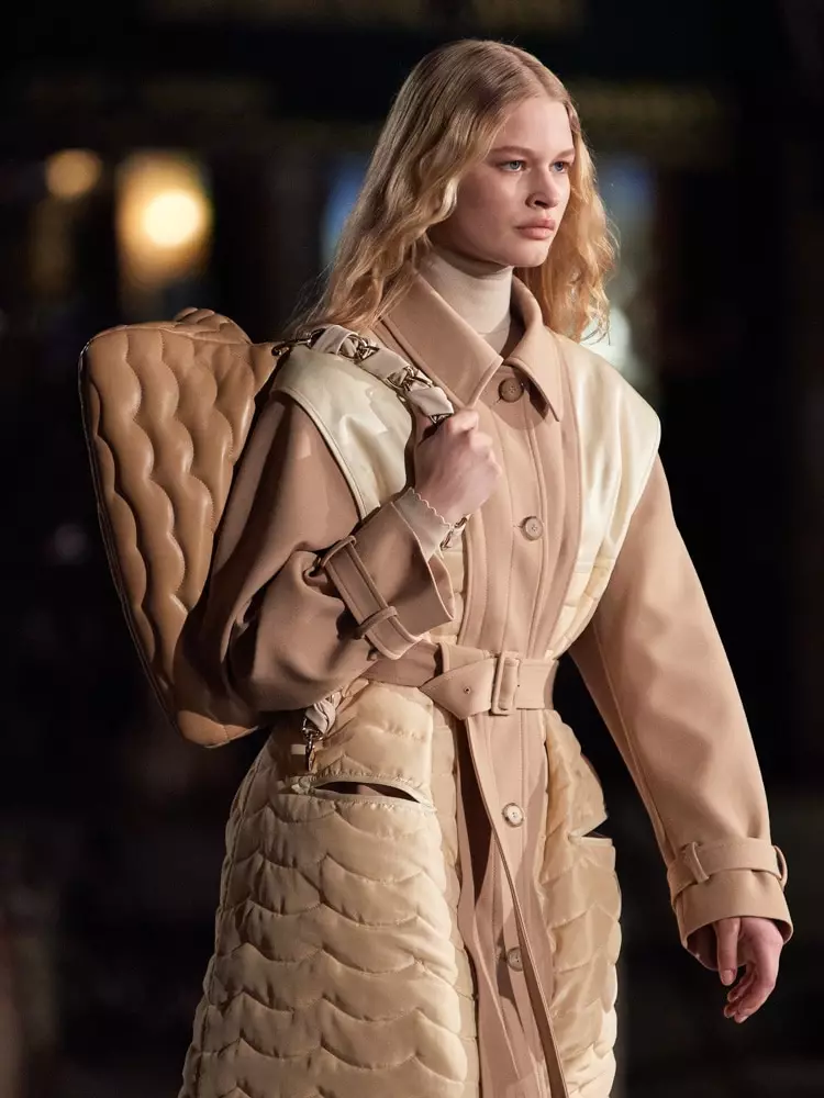 Ginawa ni Gabriela Hearst ang Kanyang Runway Debut sa Fall 2021 Show ni Chloé 712_2