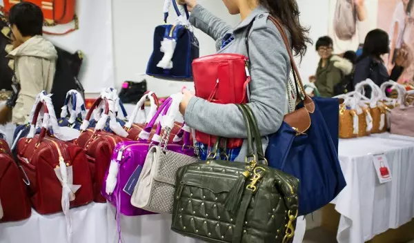 Galeria: Impressões da venda de amostras de Rebecca Minkoff NYC 7136_5