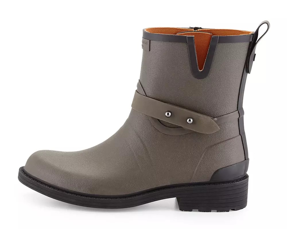 basahan-at-buto-goma-ankle-moto-rainboot