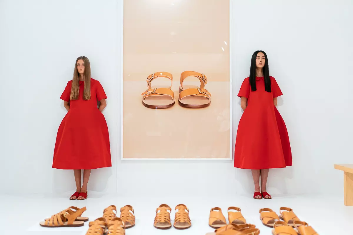 Mansur Gavriel amplía su línea de bolsos y zapatos para la primavera de 2017 8029_1