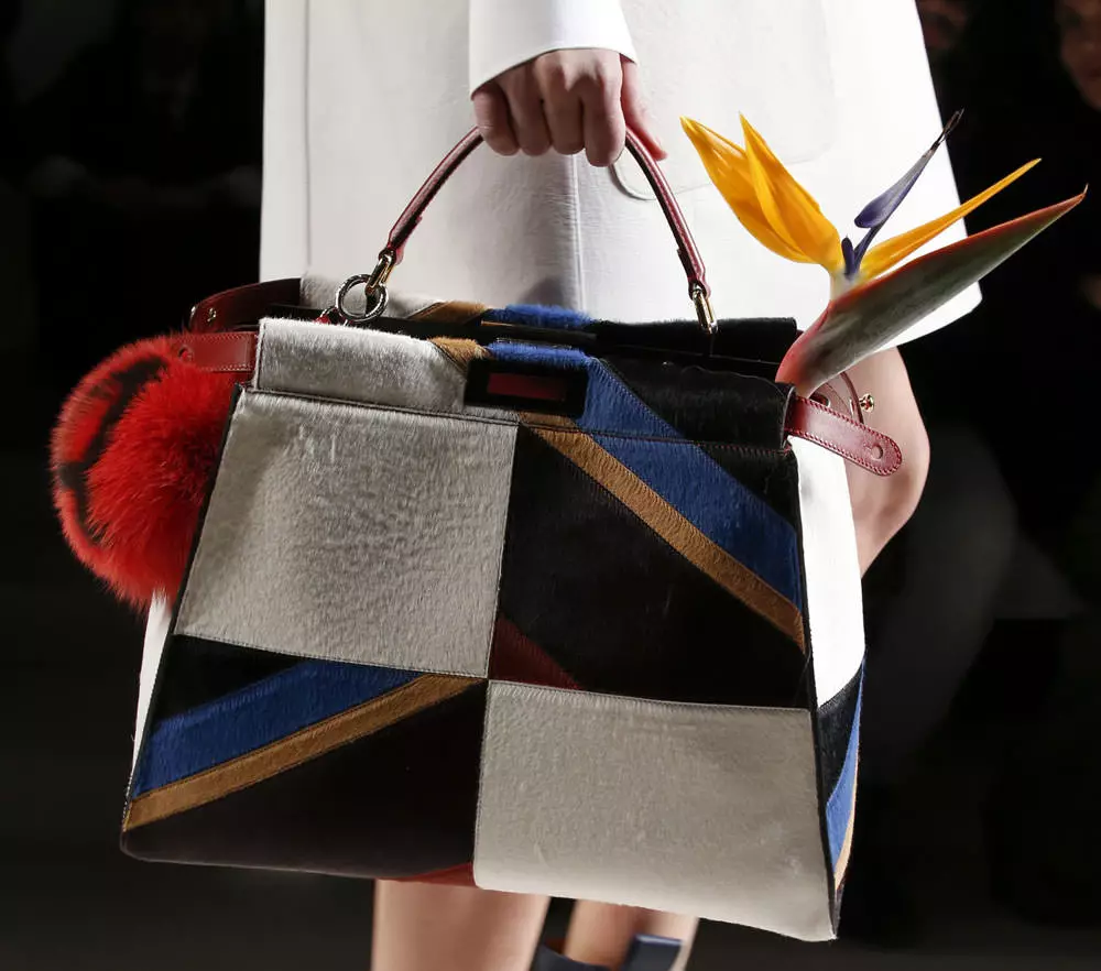 Fendi-kuz-2015-sumkalar-14