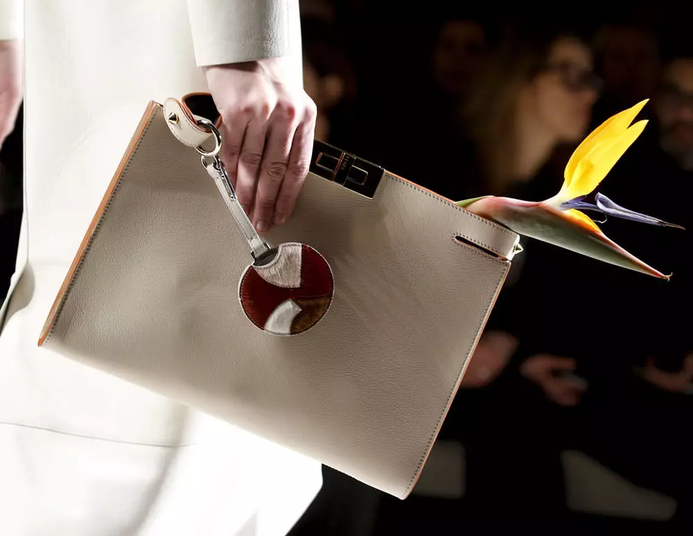 Fendi-Fall-2015-باغ-15