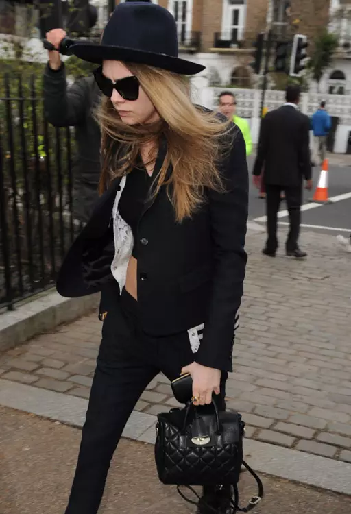 Ang Maraming Bag ng London Fashion Week Fall 2014 Celebs-16